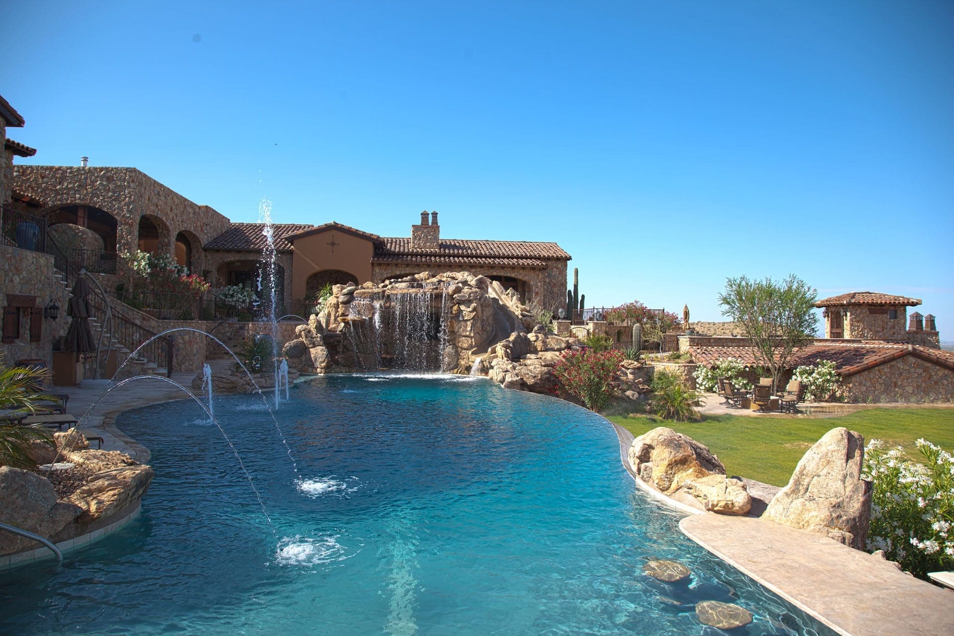New Pool Construction | No Limit Pools & Spas | AZ